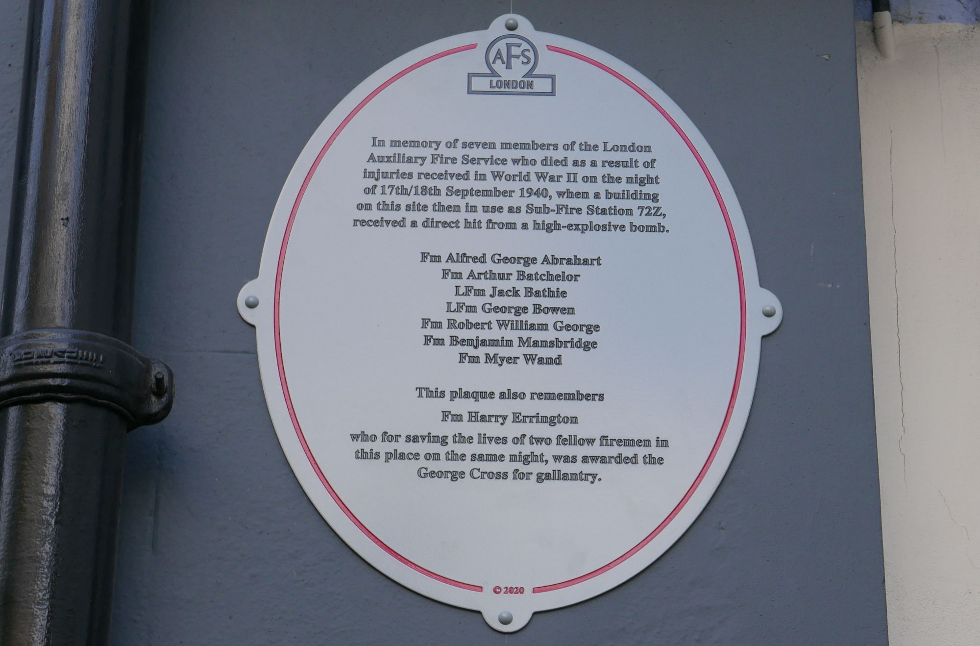 Memorials to WW2 firefighters unveiled at site of former fire station ...